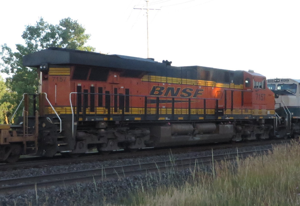BNSF 7157